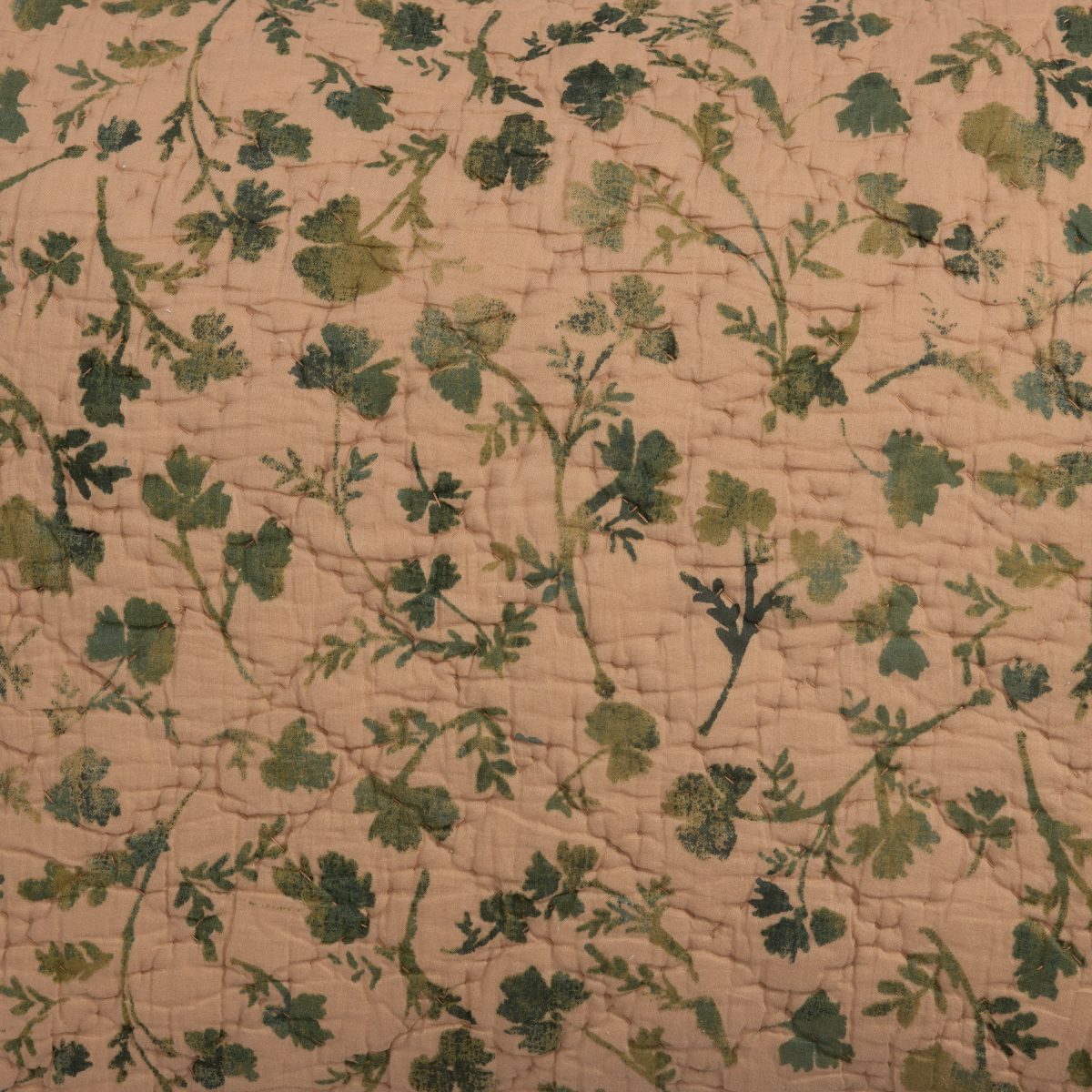 BRITTANY QUILT SWATCH, TAWNY